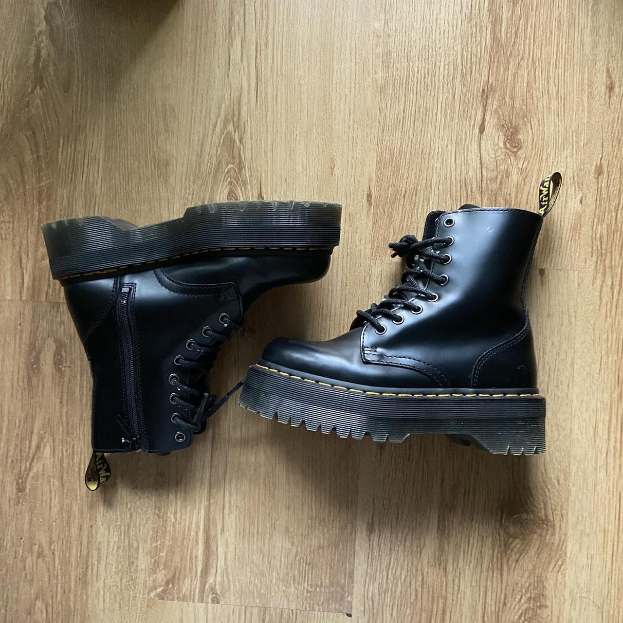 Jadon doc marten platform boots Size 6 Hardly worn... - Depop