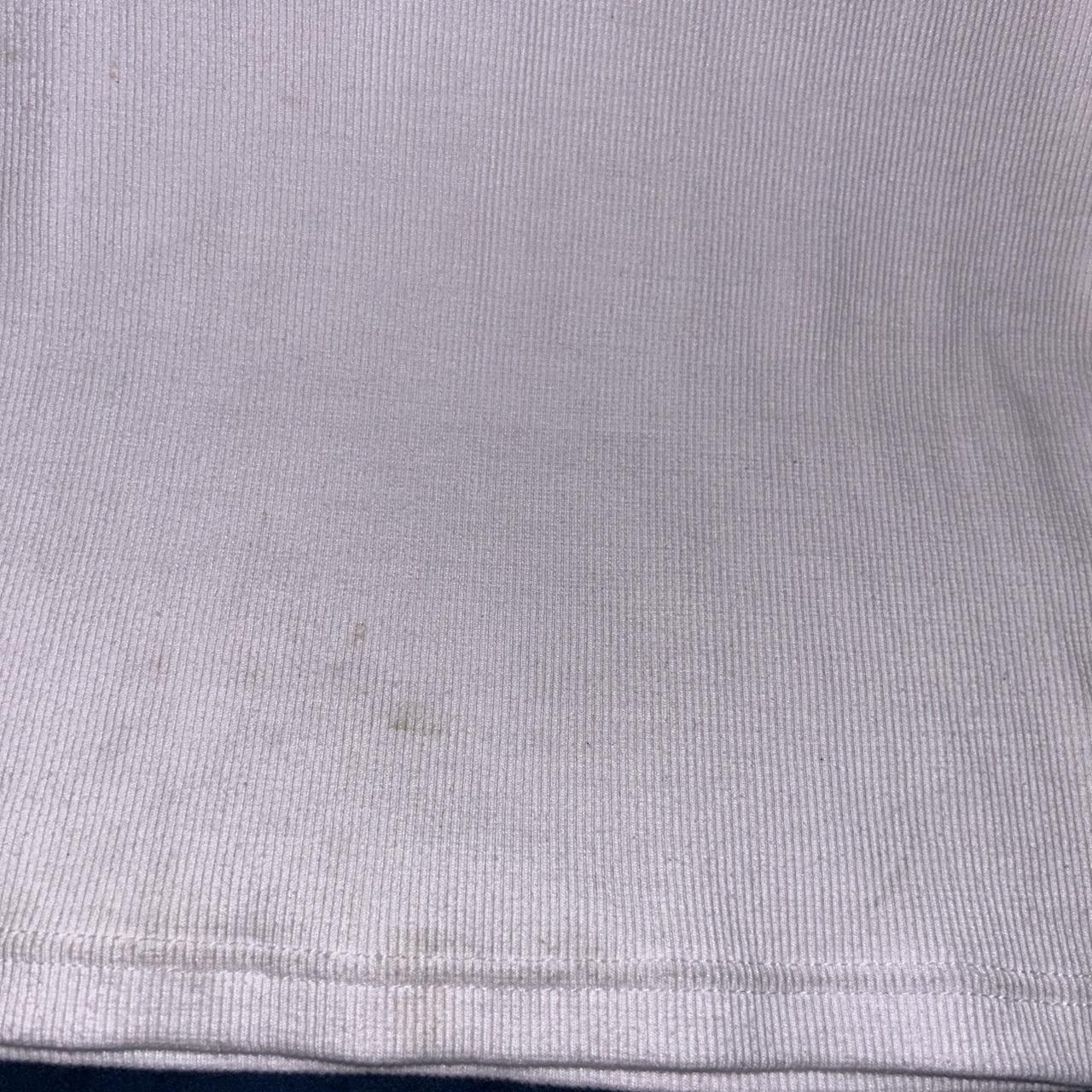 Tunnel Vision Cross Tank 🤍 4X Small stain on bottom... - Depop