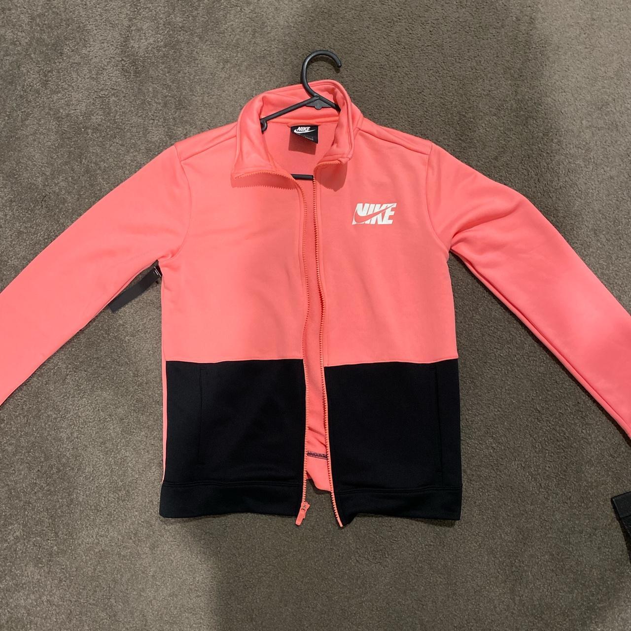 pink nike jacket never worn guessing it fits s-m but... - Depop