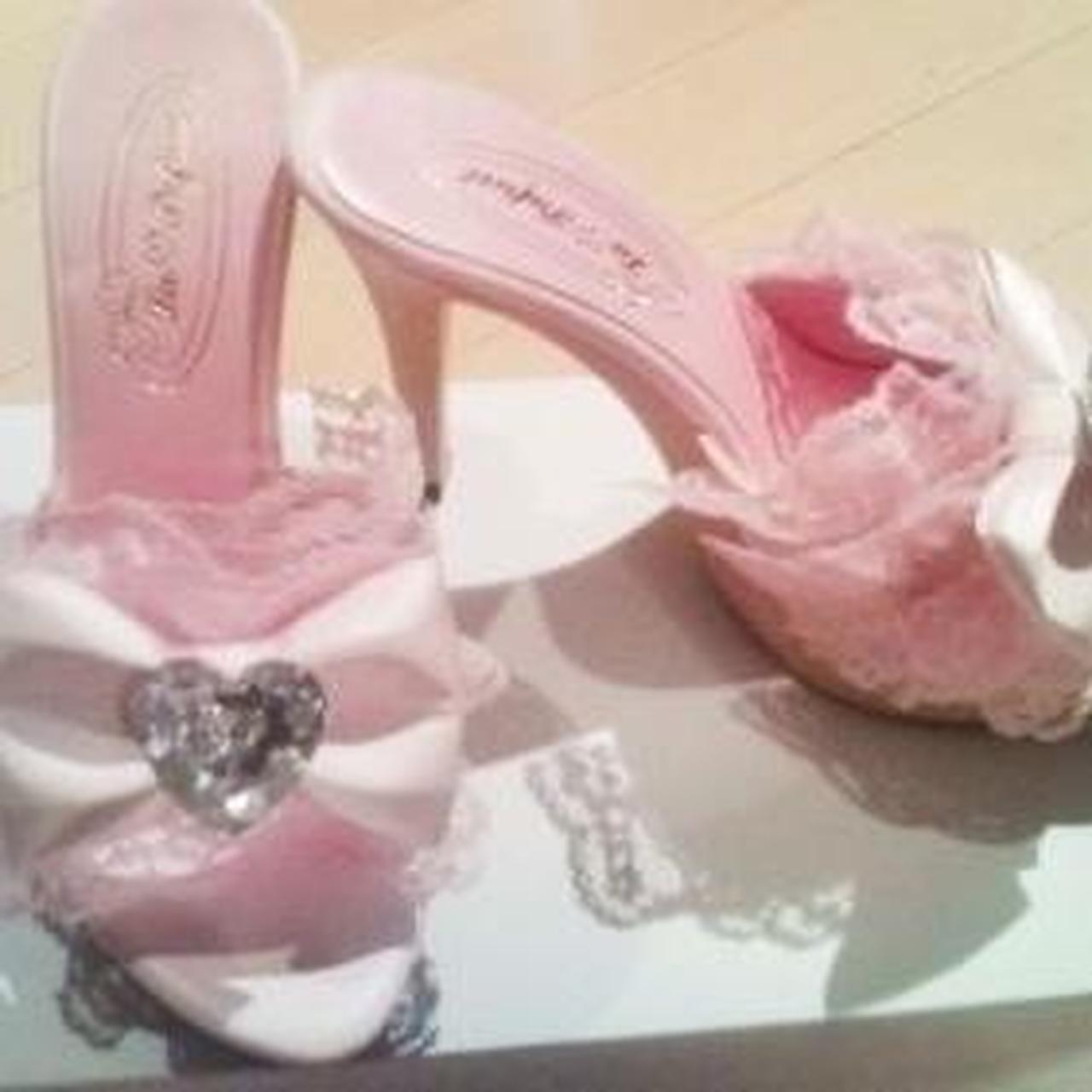 HUGE ISO!!!! i know these types of mules are rare... | Depop