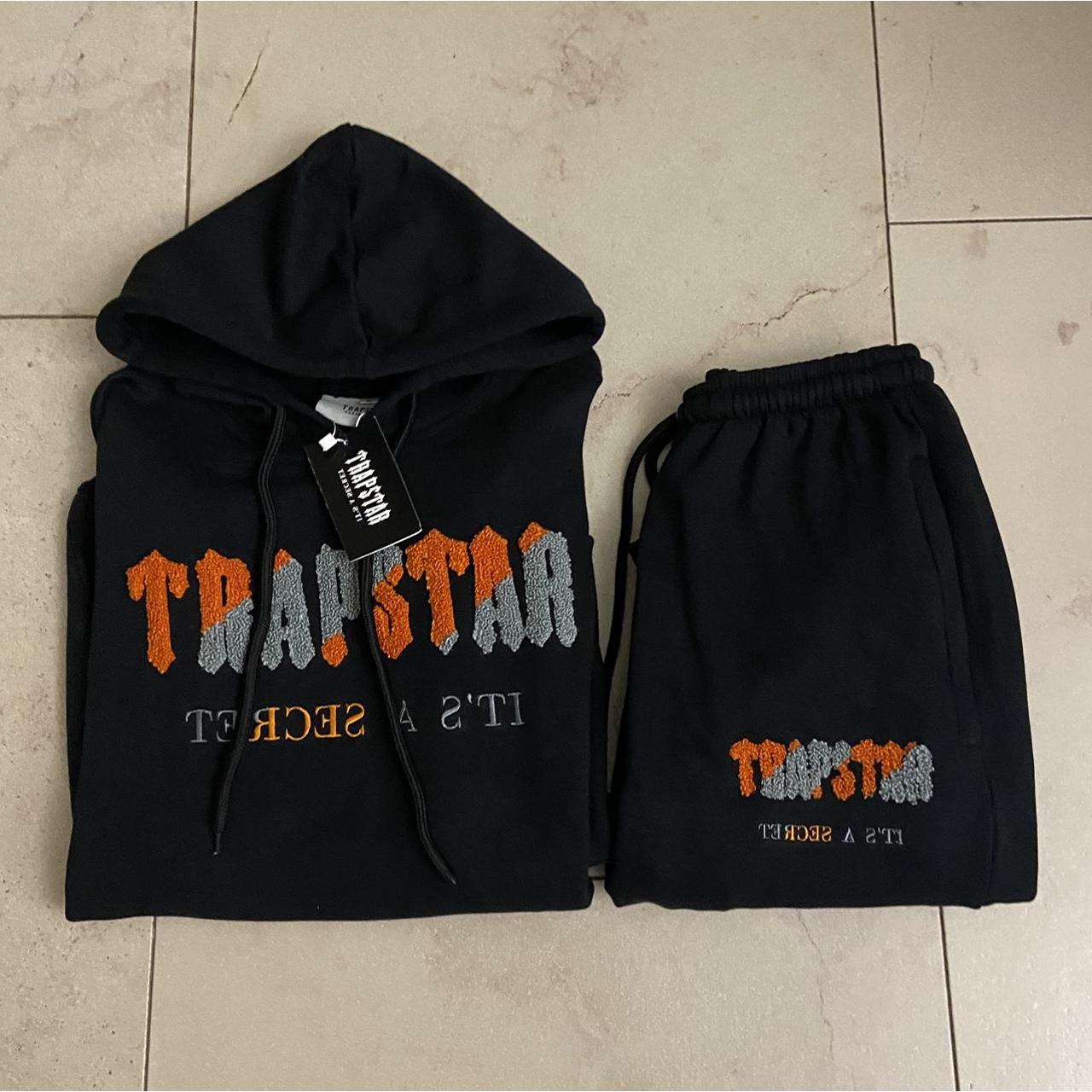 Tuta trapstar Nuova info dm - Depop