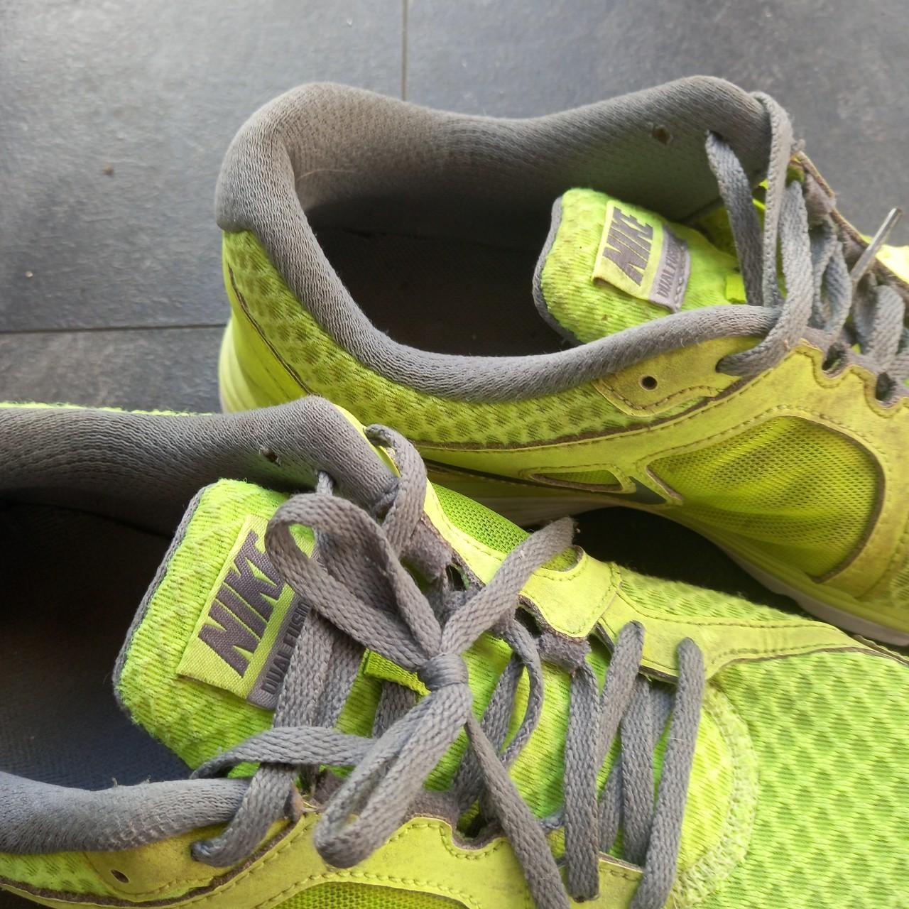 Nike Men's Green Trainers | Depop