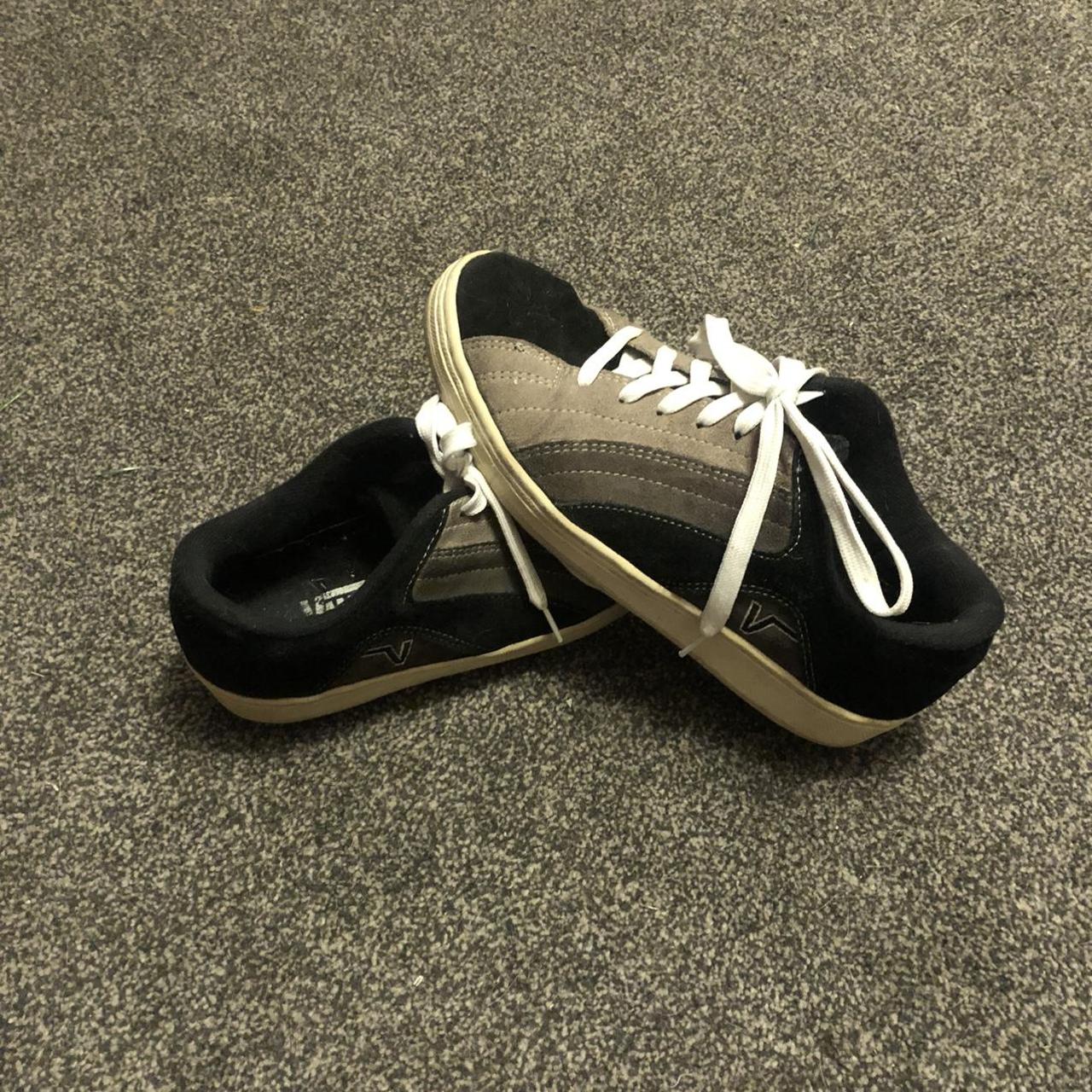 Vans Men's Black and Grey Trainers | Depop