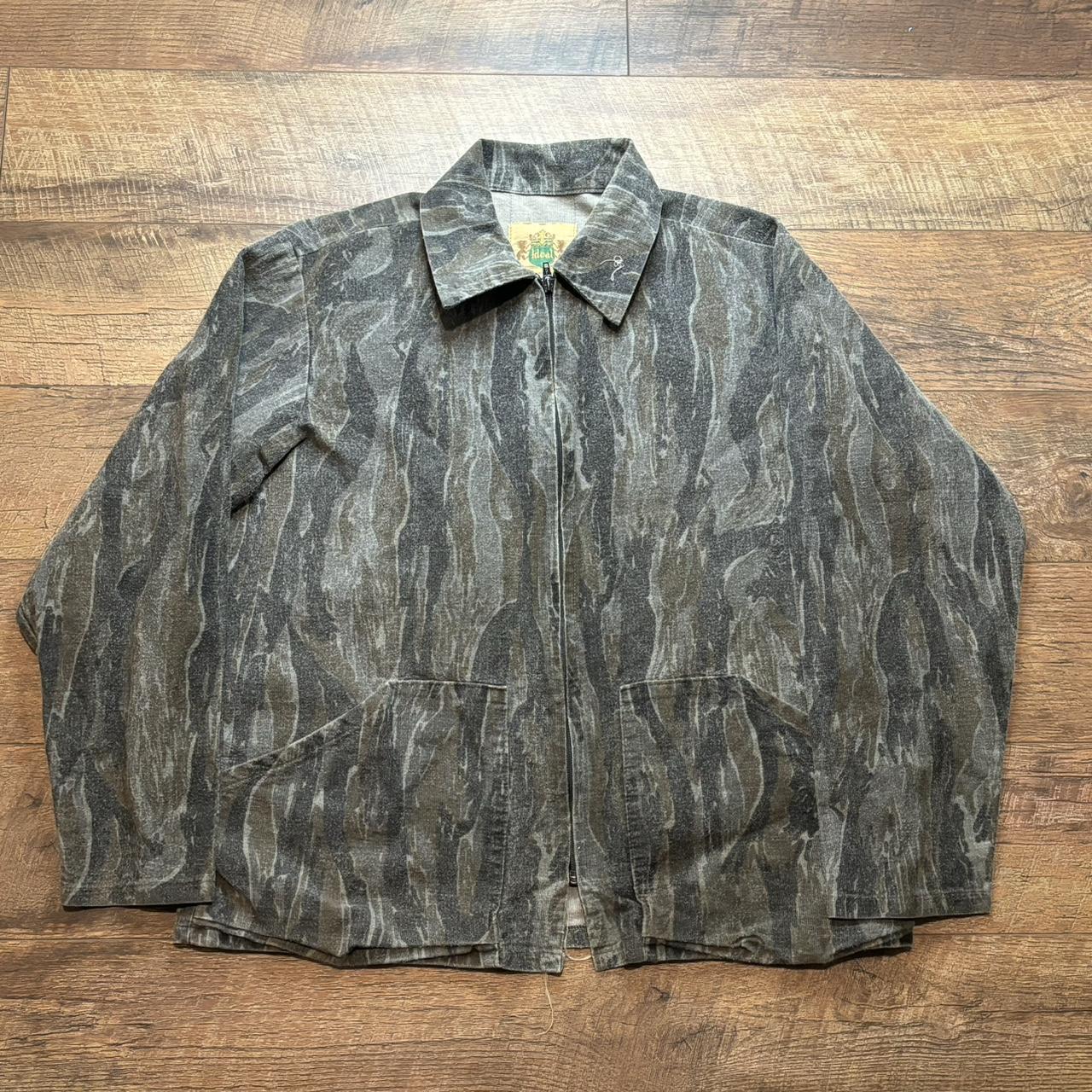 Camo Detroit Carhartt resltree Style Jacket No... - Depop