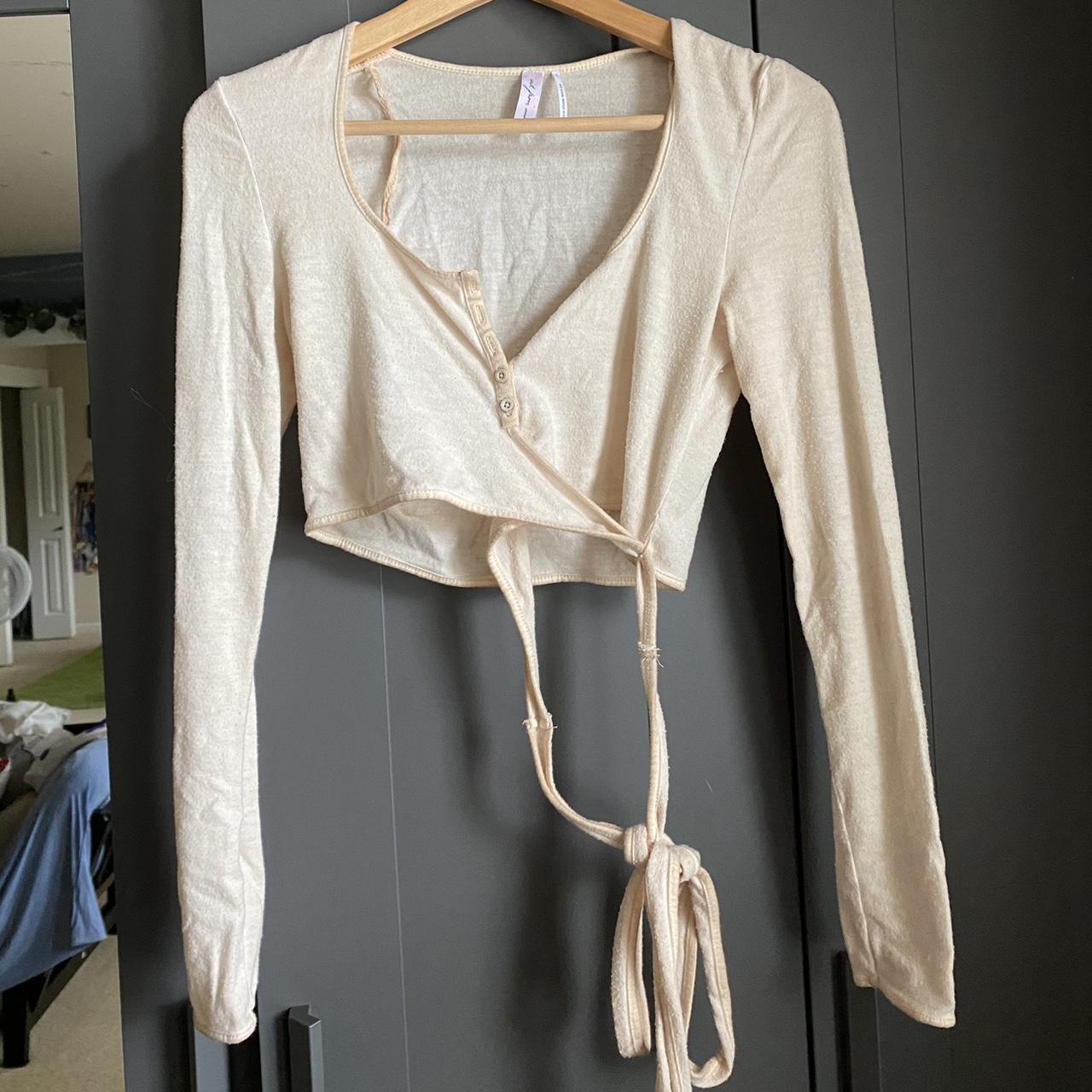 Urban Outfitters Women's Cream and Tan Crop-top | Depop