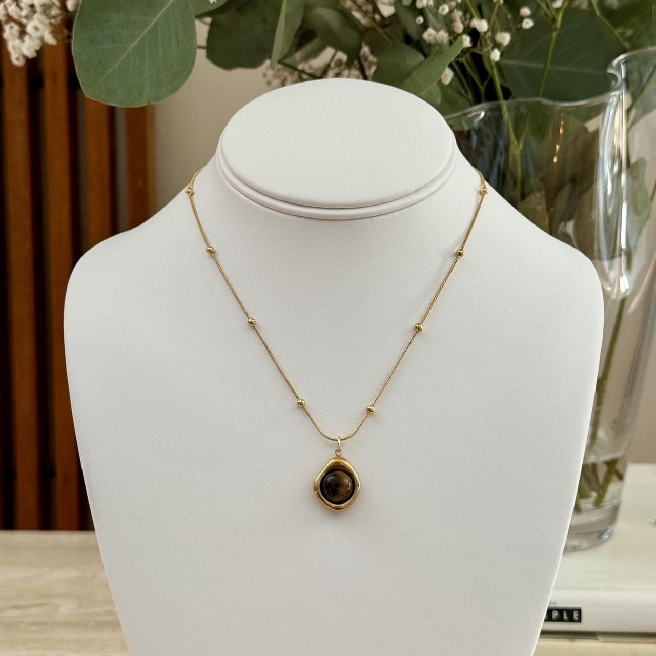 Gold chain irregular tiger eye stone pendant... - Depop Gold chain irregular tiger eye stone pendant... - Depop