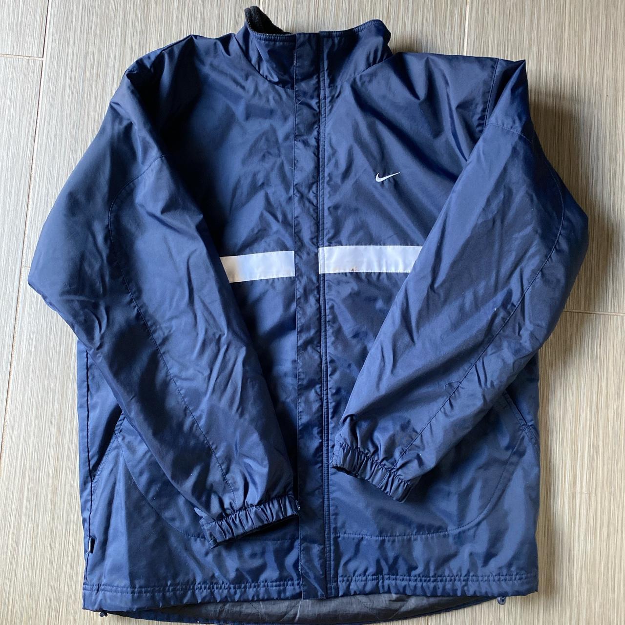 Nike Men's Navy and Blue Coat | Depop