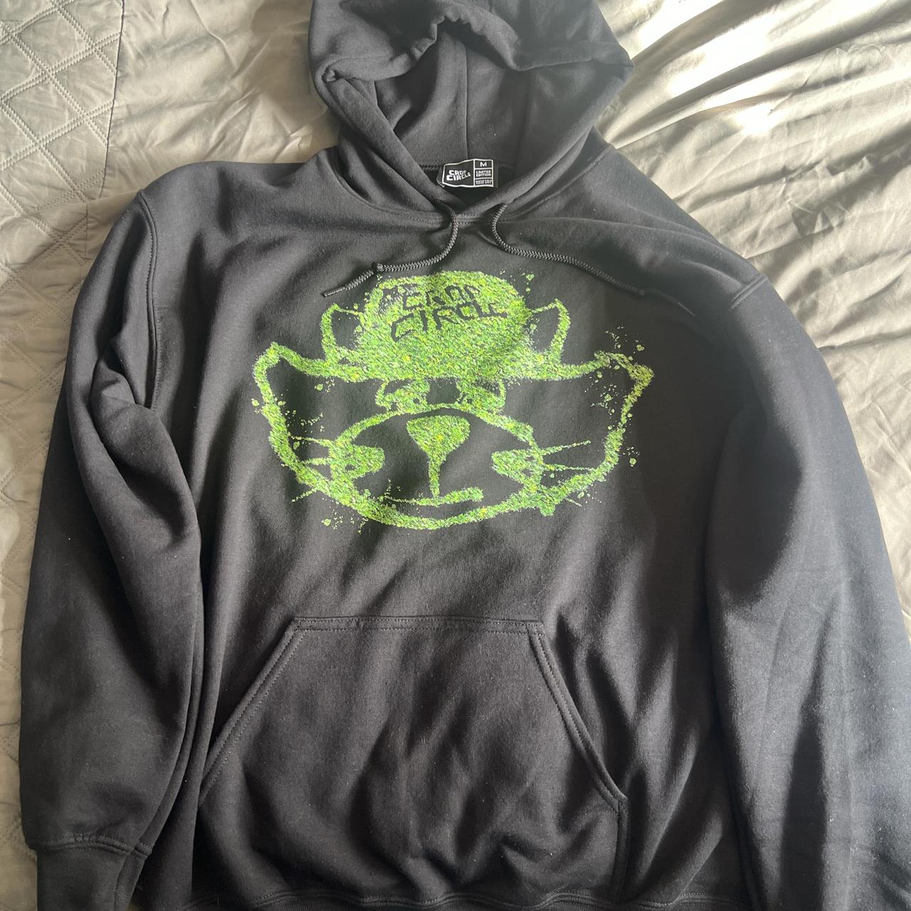 Nines crop circle jumper brand new - Depop