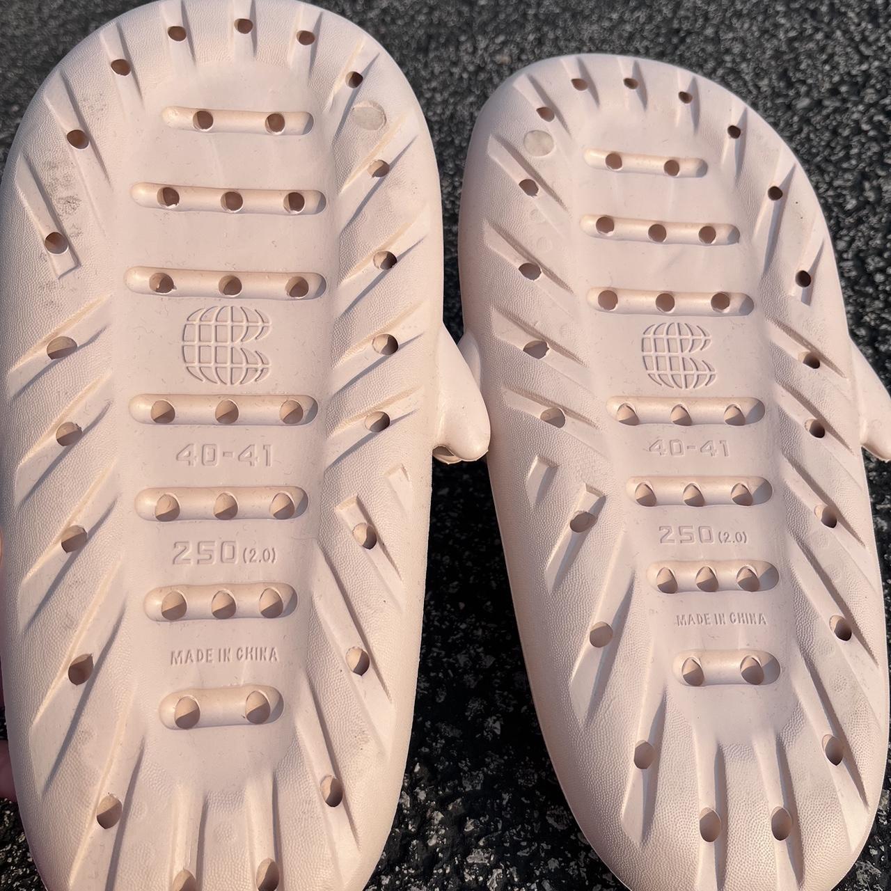 light pink shark slides. never wore. - Depop