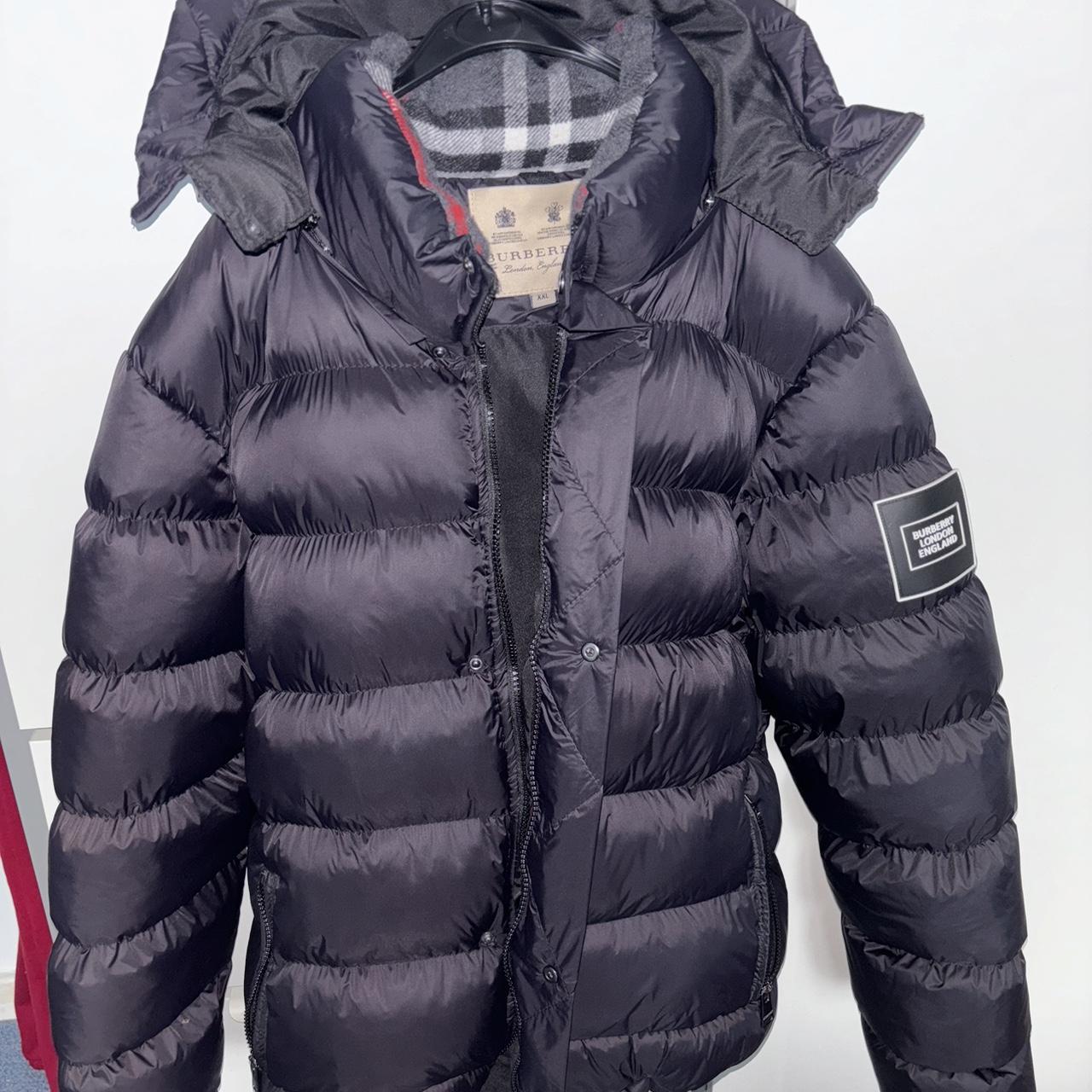 Dark navy Burberry puffer coat Worn a few times but... - Depop