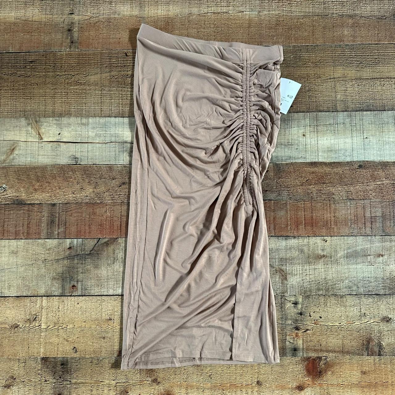 Forever 21 Women's Midi Skirt with Ruched Side Tie... - Depop