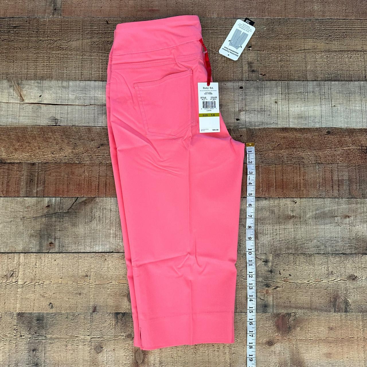 Ruby Rd. Women's Cropped Pant in Pink -14 - Depop