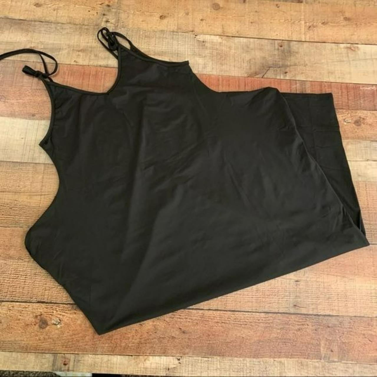 Chic boutique rose chic me black cami camisole tie... - Depop
