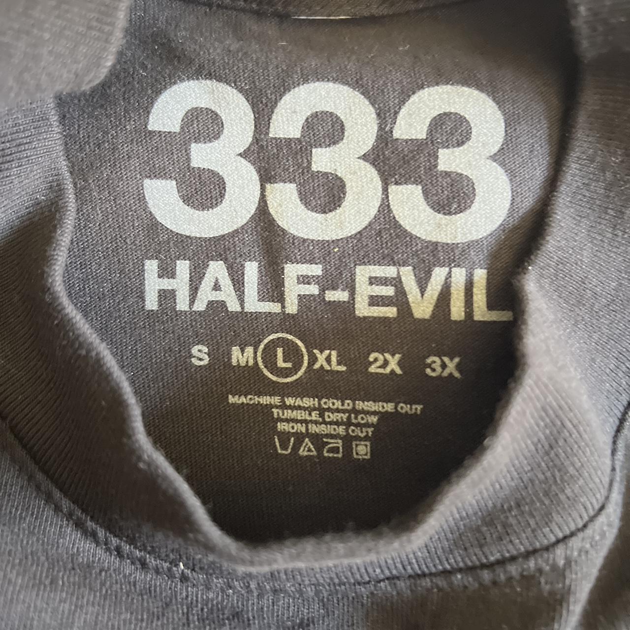 Half Evil ‘Evil Cube’ T Shirt Size Large, no stains... - Depop