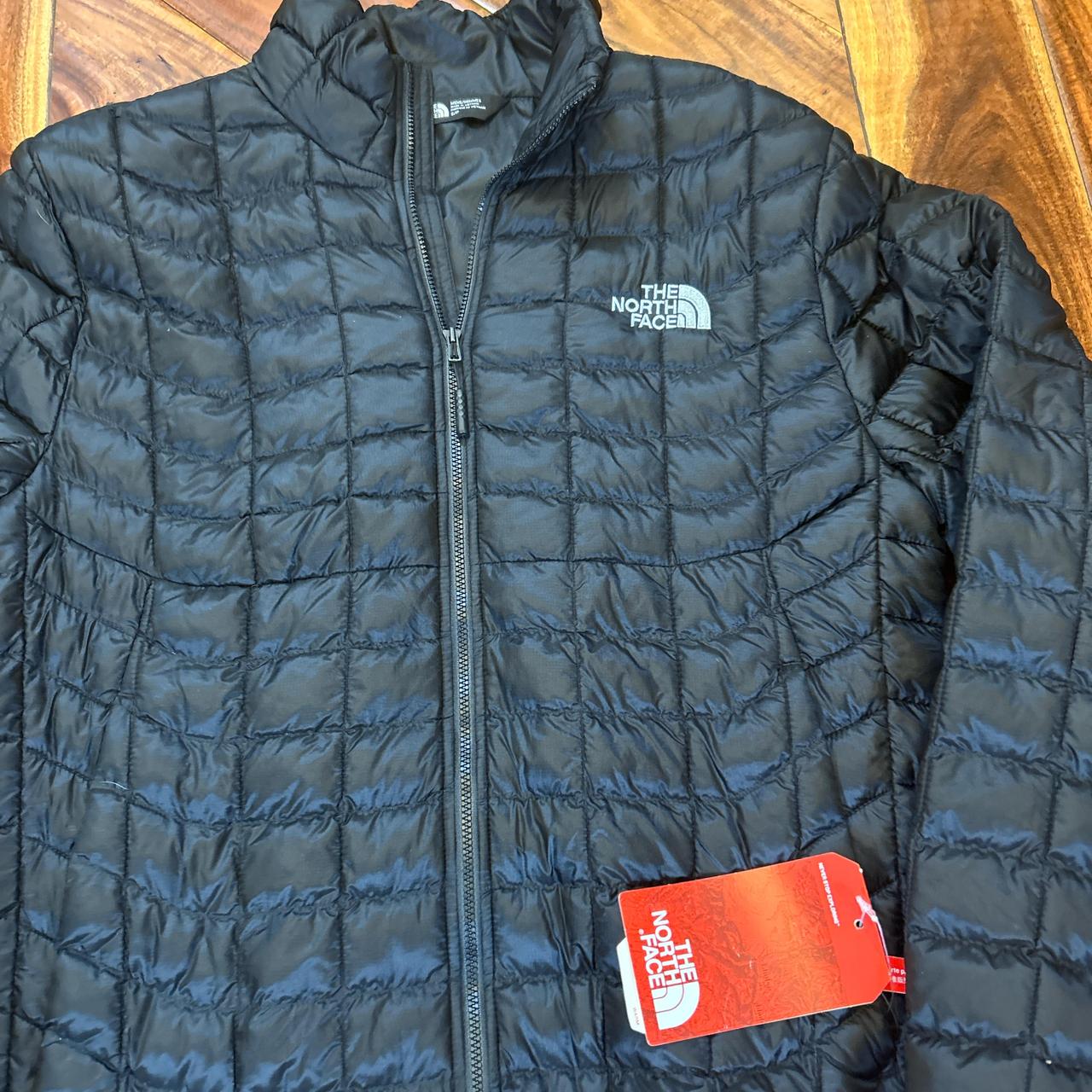 Black The North Face Hyvent Insulated Jacket new... - Depop