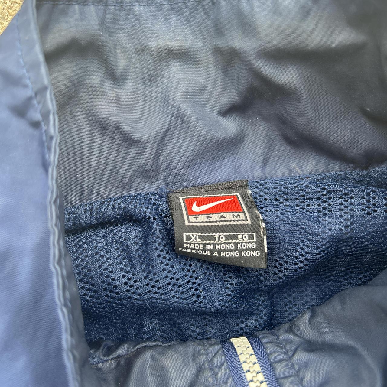 90s Nike boxy fit windbreaker XL- 26.5x27.5 Some... | Depop