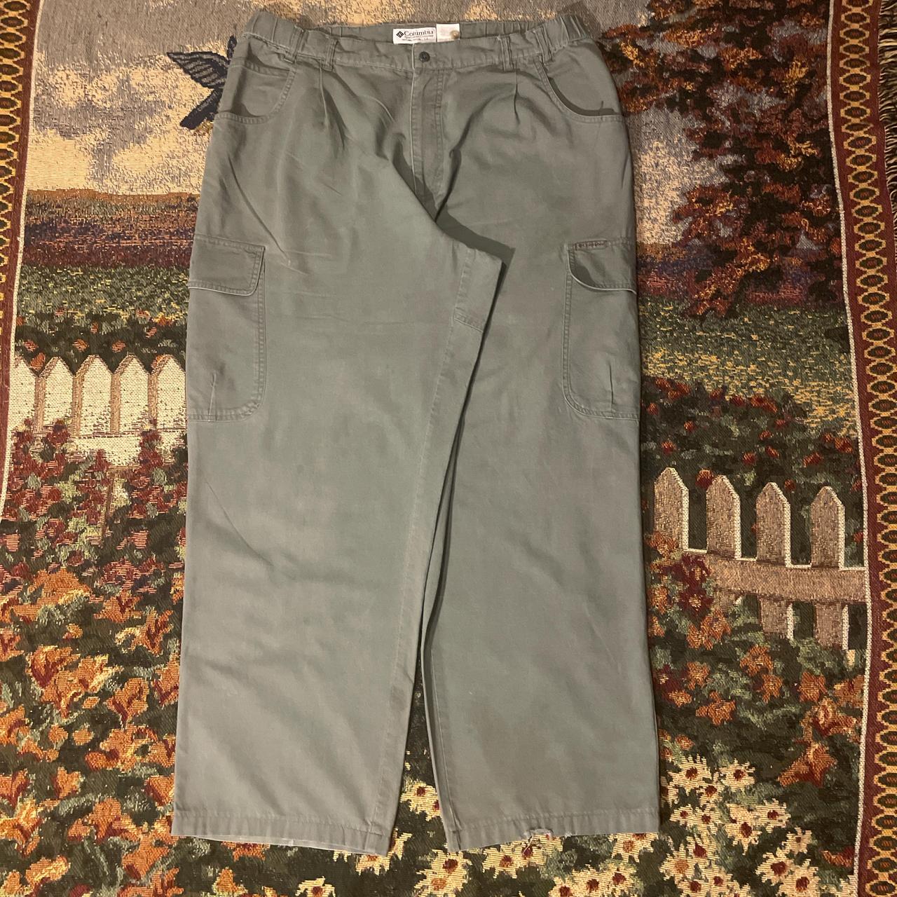 baggy cargo pants columbia 38” slight wear on... - Depop