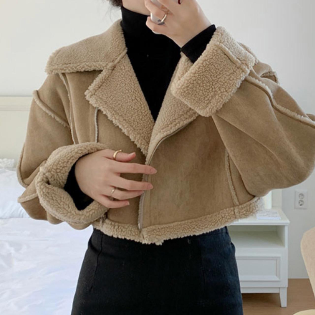 cropped dumble shearling jacket made in korea worn... - Depop