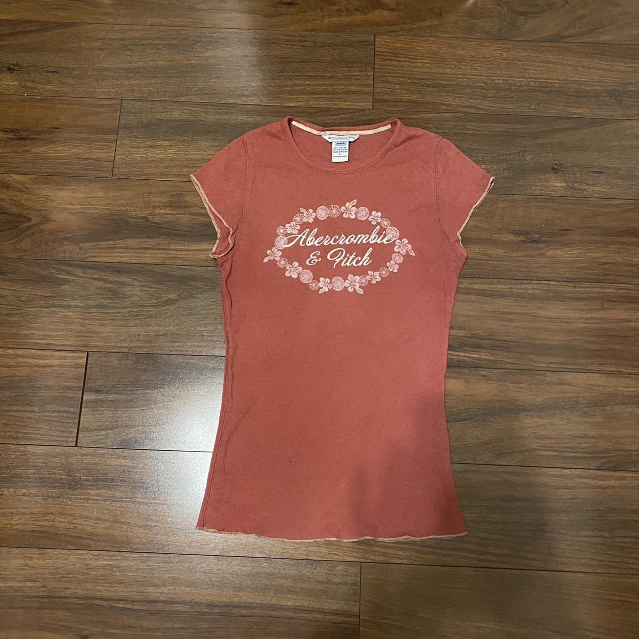 Abercrombie & Fitch Women's Pink and Burgundy T-shirt | Depop