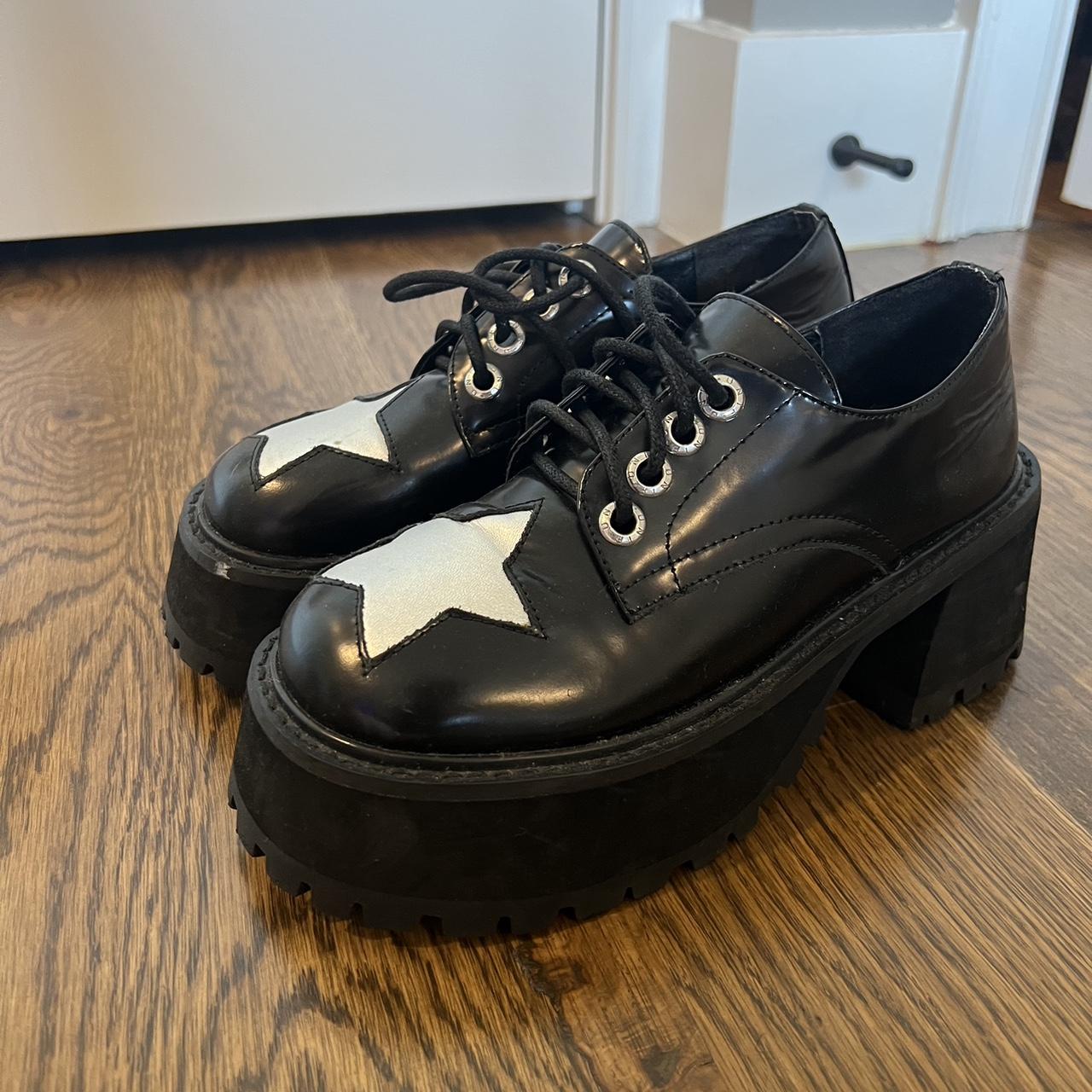 UNIF Women's Black Oxfords | Depop