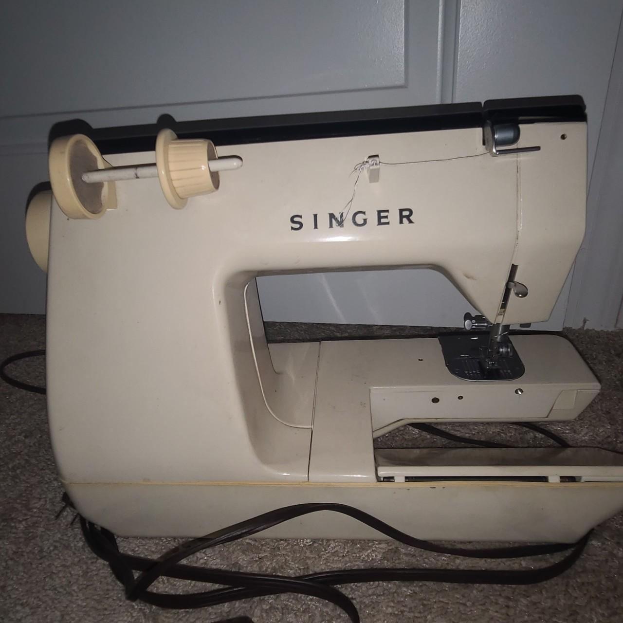 Singer Touch-Tronic 2000 Sewing Machine FOR PARTS (FL) - Depop