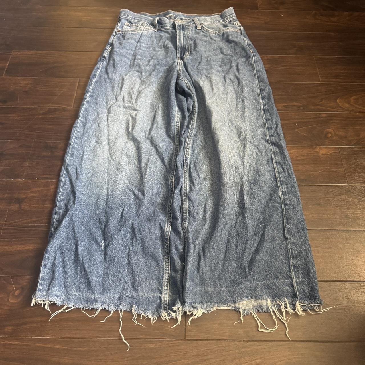 30x25” wide leg baggy old navy jeans with a outseam... | Depop