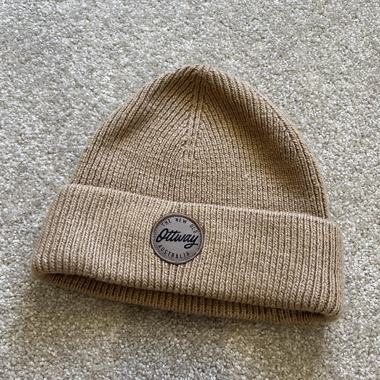 Ottway the label brown beanie Only tried on... - Depop