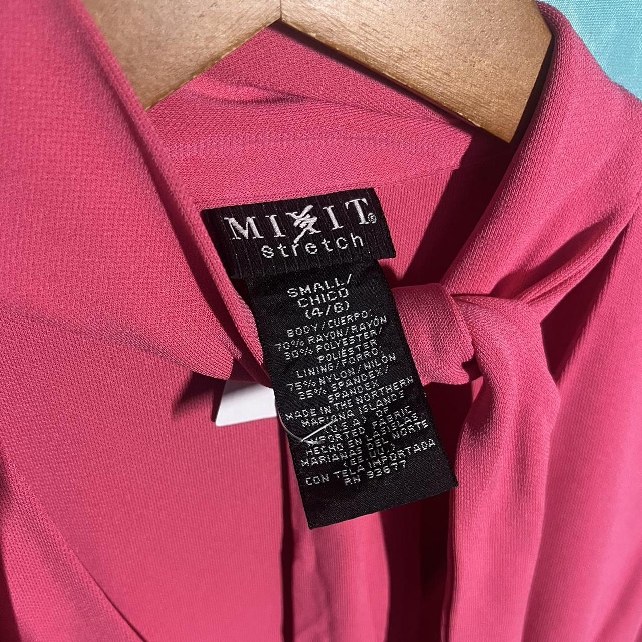 MIXIT Vintage Fuchsia Tank 💖💖💖 Size: S/ fits M... - Depop