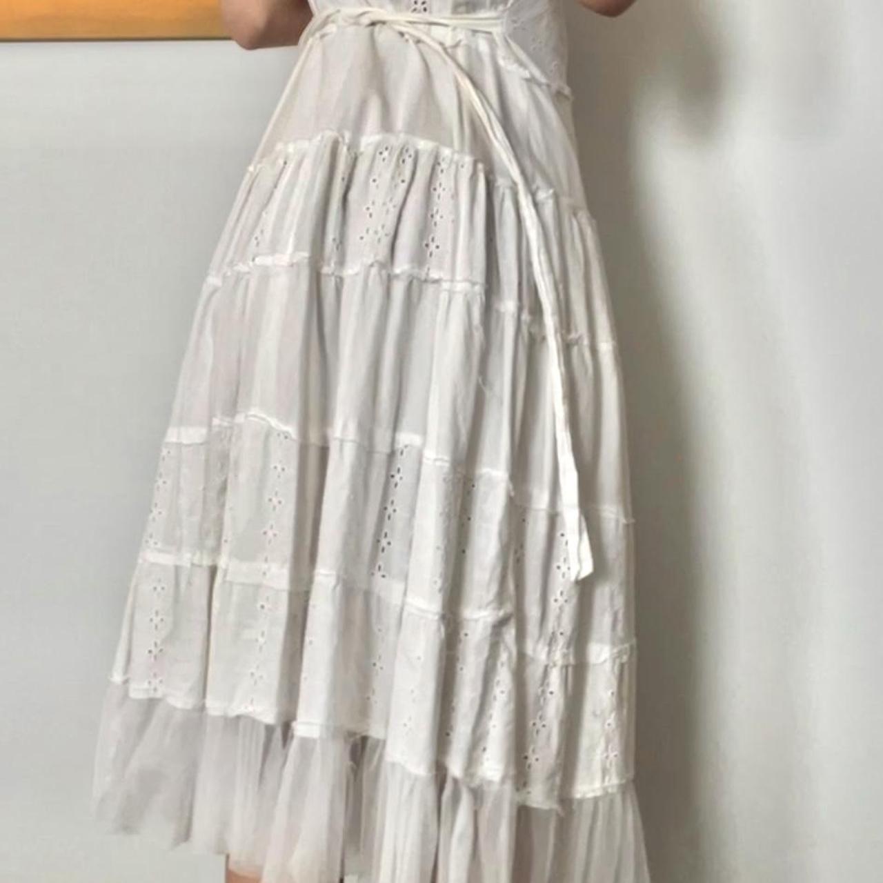 Cottage core white frilly dress w cute flower... - Depop