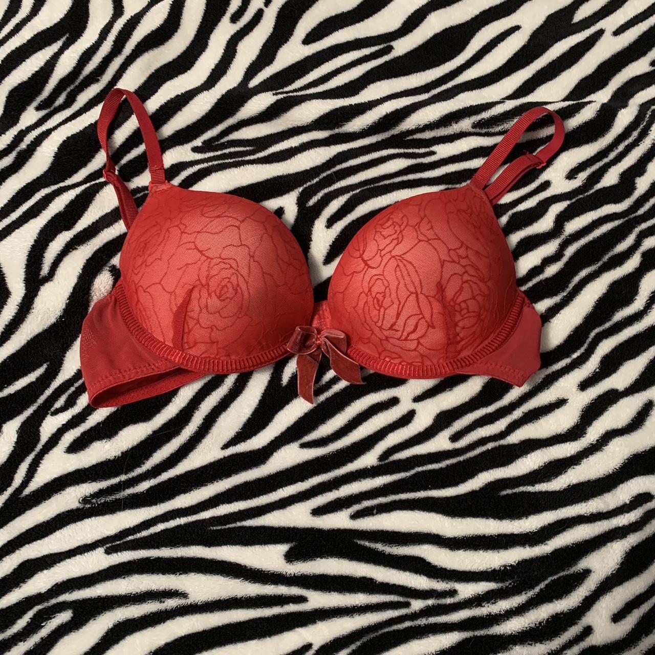 Vintage Ambrielle Y2K Bra Size 34D... - Depop