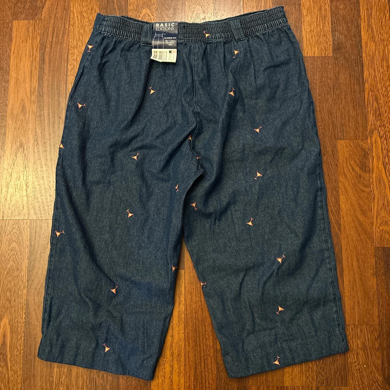 Vintage Basic Editions Women’s Capri Pants Size... | Depop