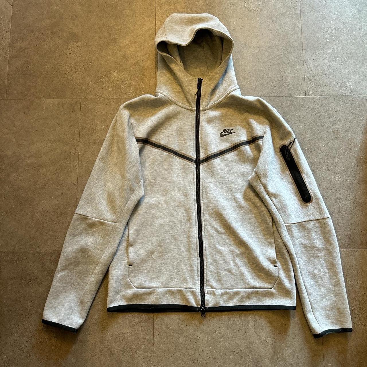 Nike tech fleece grey hoodie #streetwear #fleece #grey - Depop