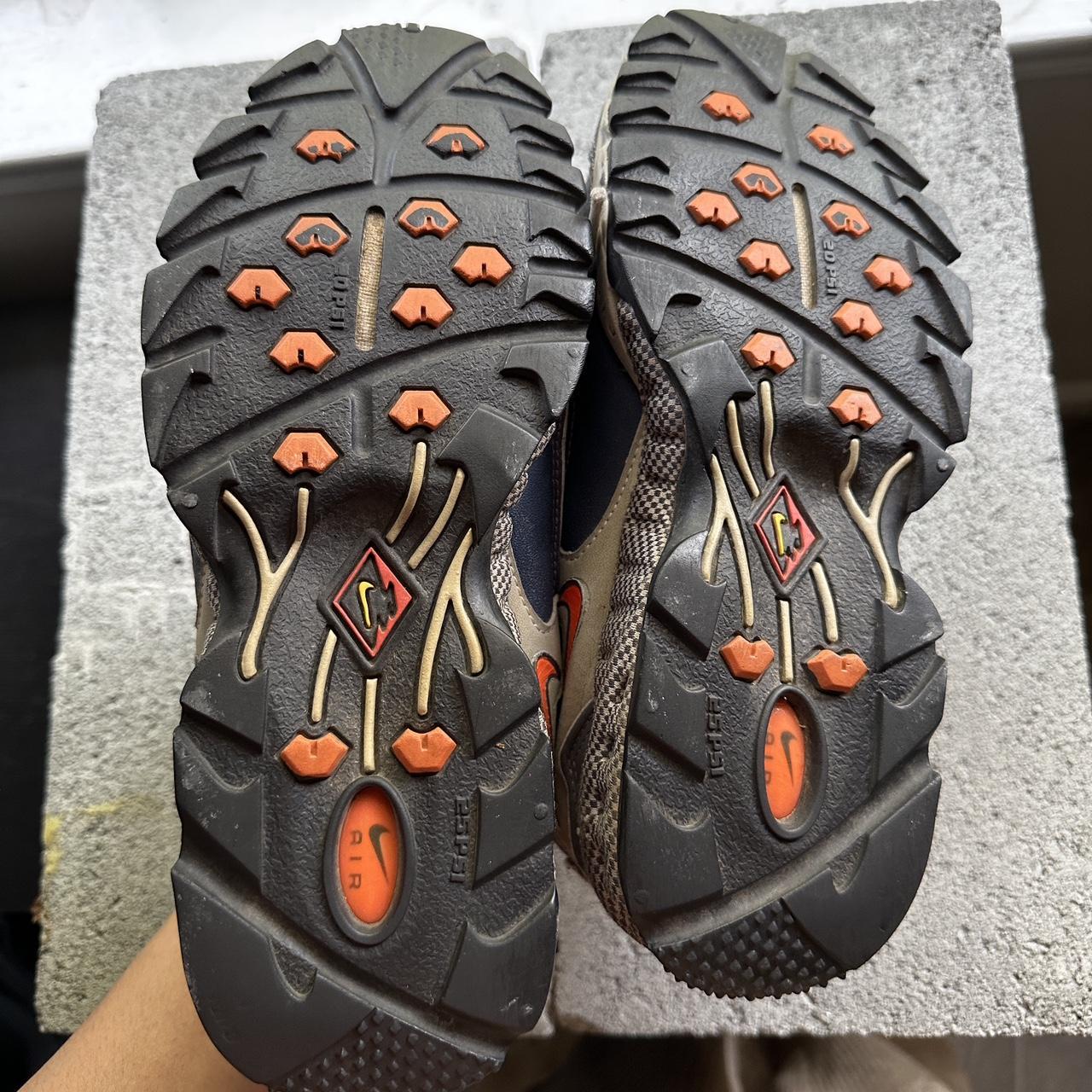 Vintage Nike ACG Labeled a size 9 but the fits... - Depop