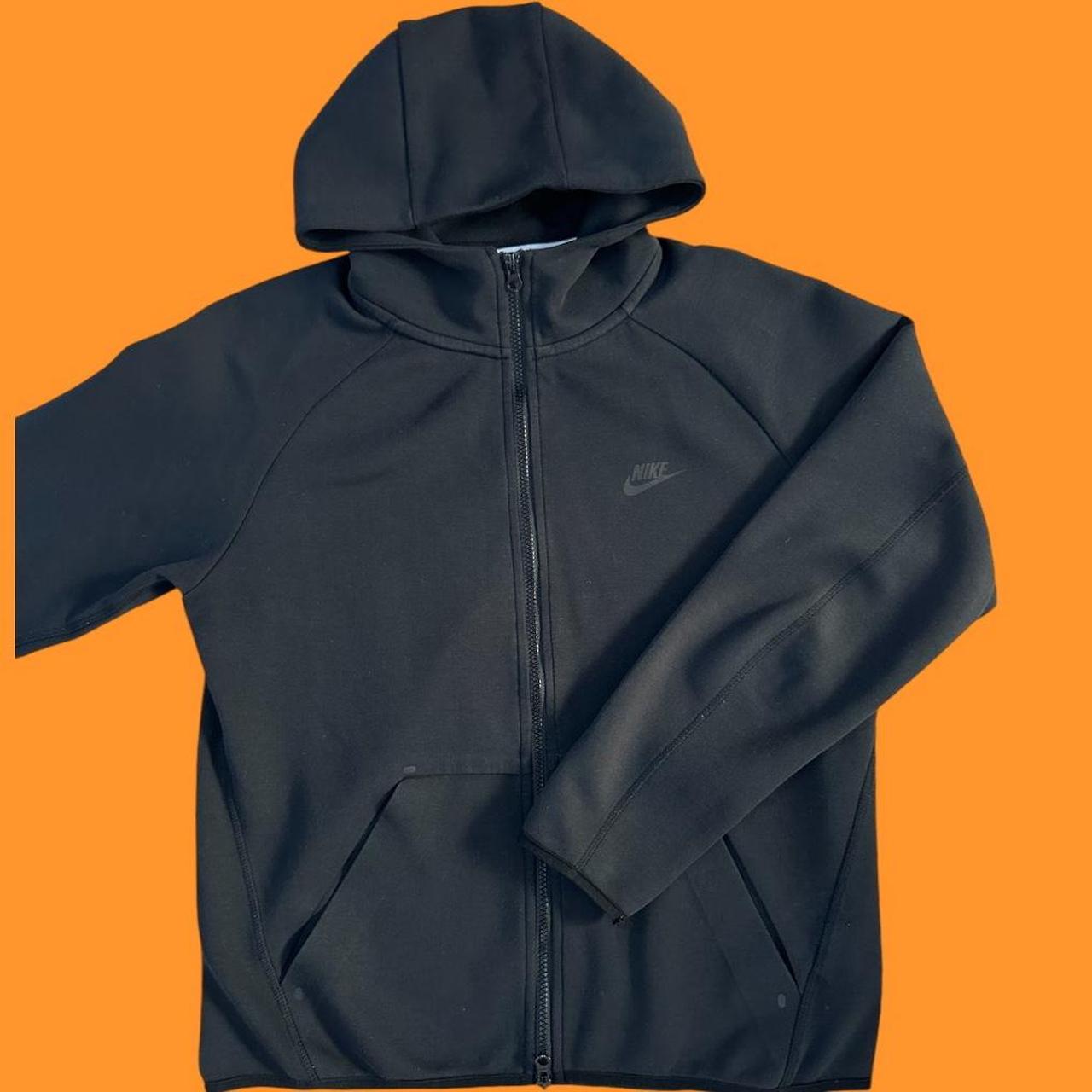 OG old season Nike tech - Black Excellent condition,... | Depop