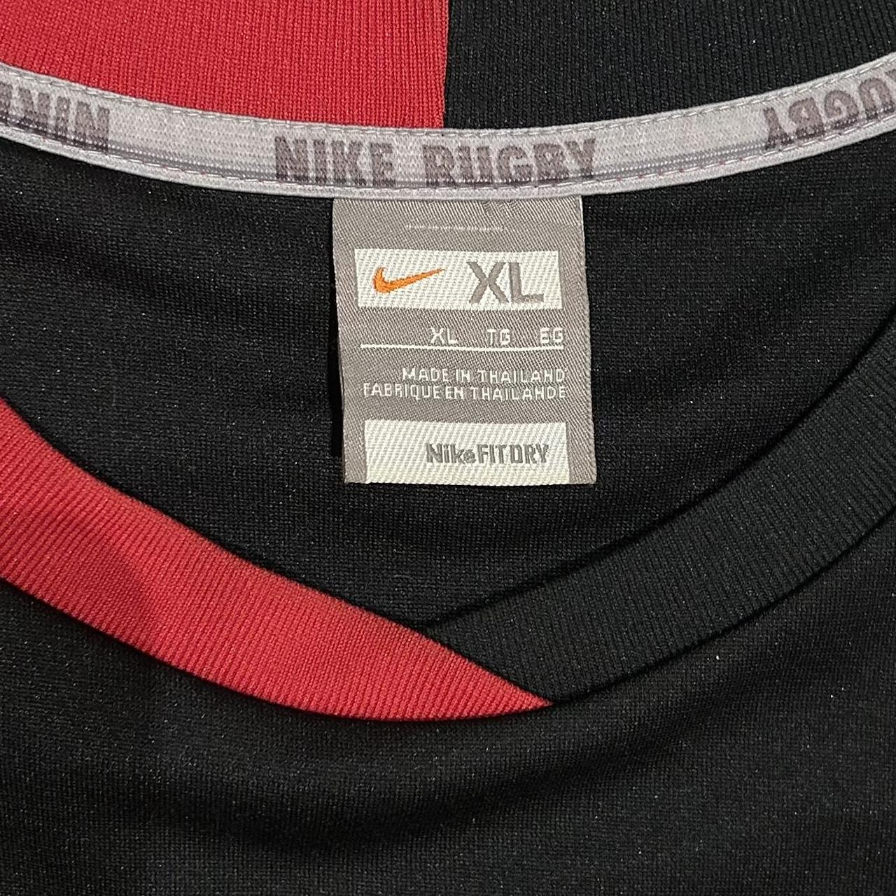 Retro Saracens 2011/2012 home kit Size large... - Depop