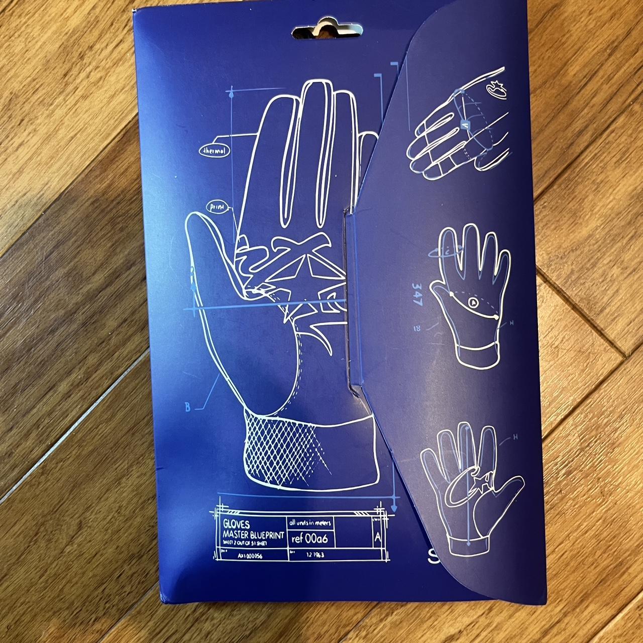 Corteiz Leather Gloves SIZE - SMALL/MEDIUM COLOUR -... - Depop