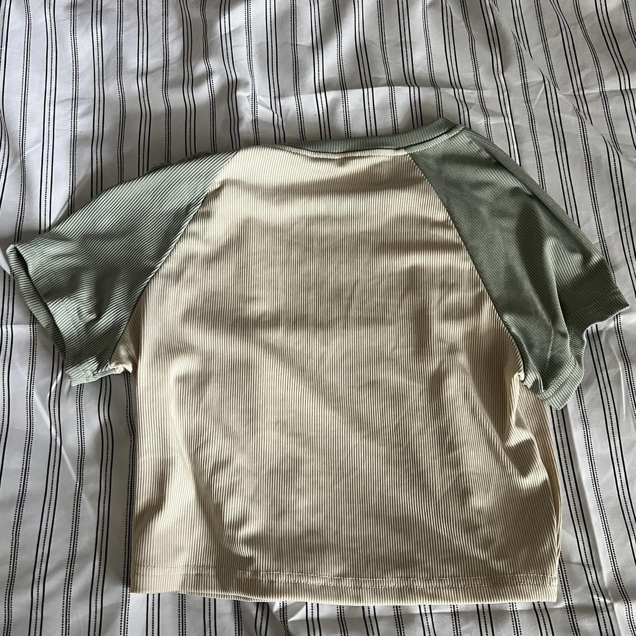 🌱 shein basic top 🌱 the colors match really well 🌱... - Depop