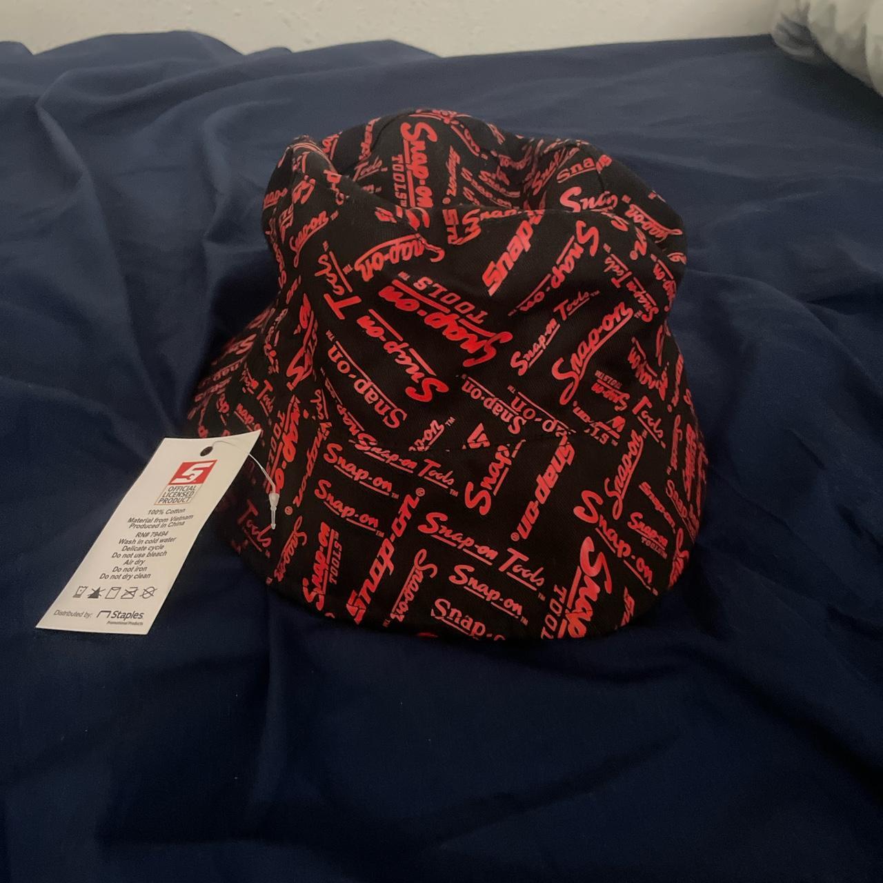 Snap-On bucket hat able to flip inside out brand new... - Depop
