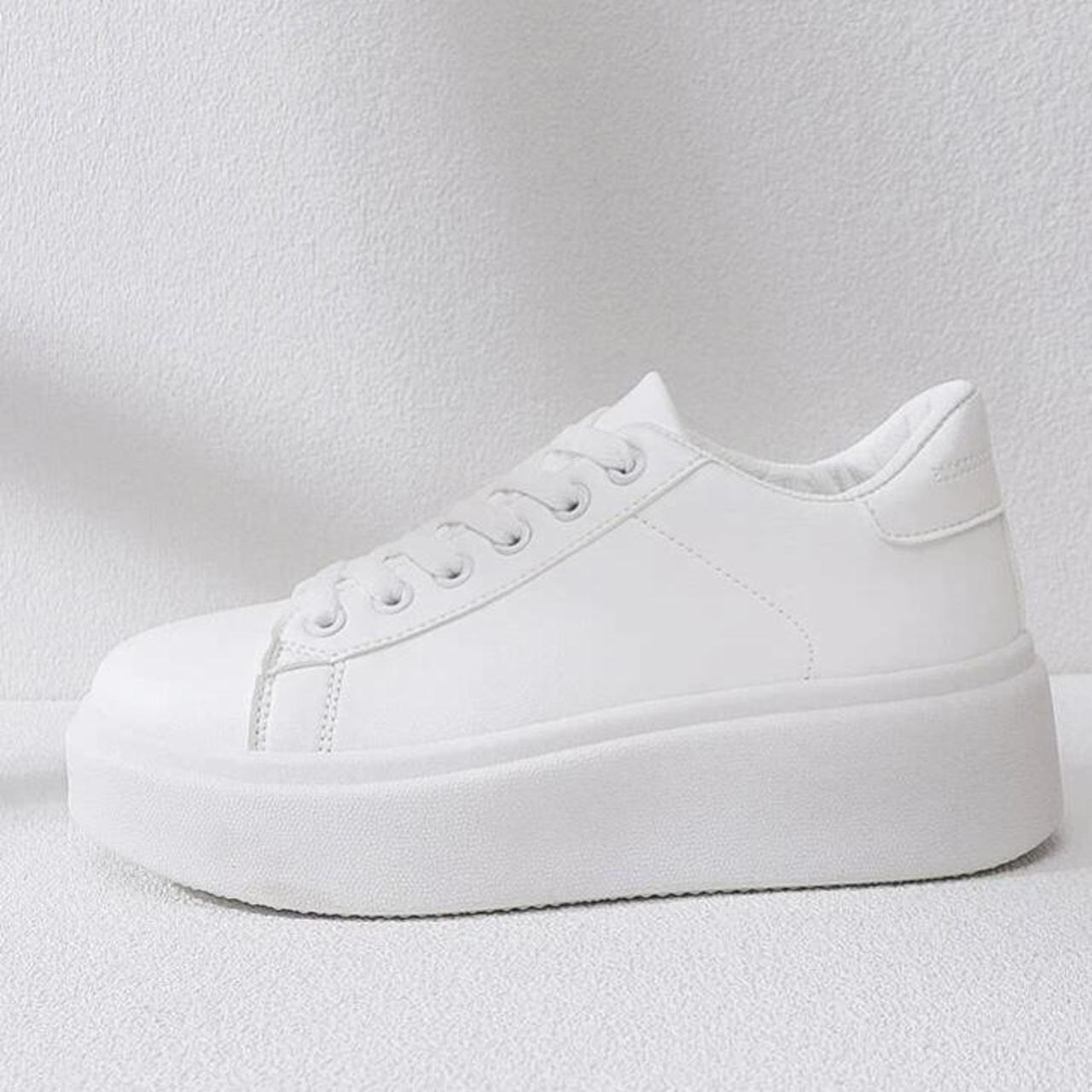 Platform sneakers Size 8 women Shein - Depop