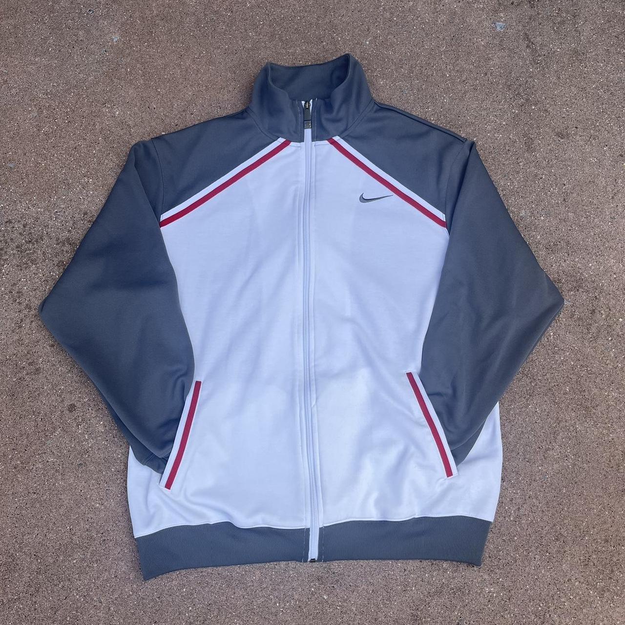Vintage Y2K Nike 2000s Zip Up Jacket Size : Medium... - Depop