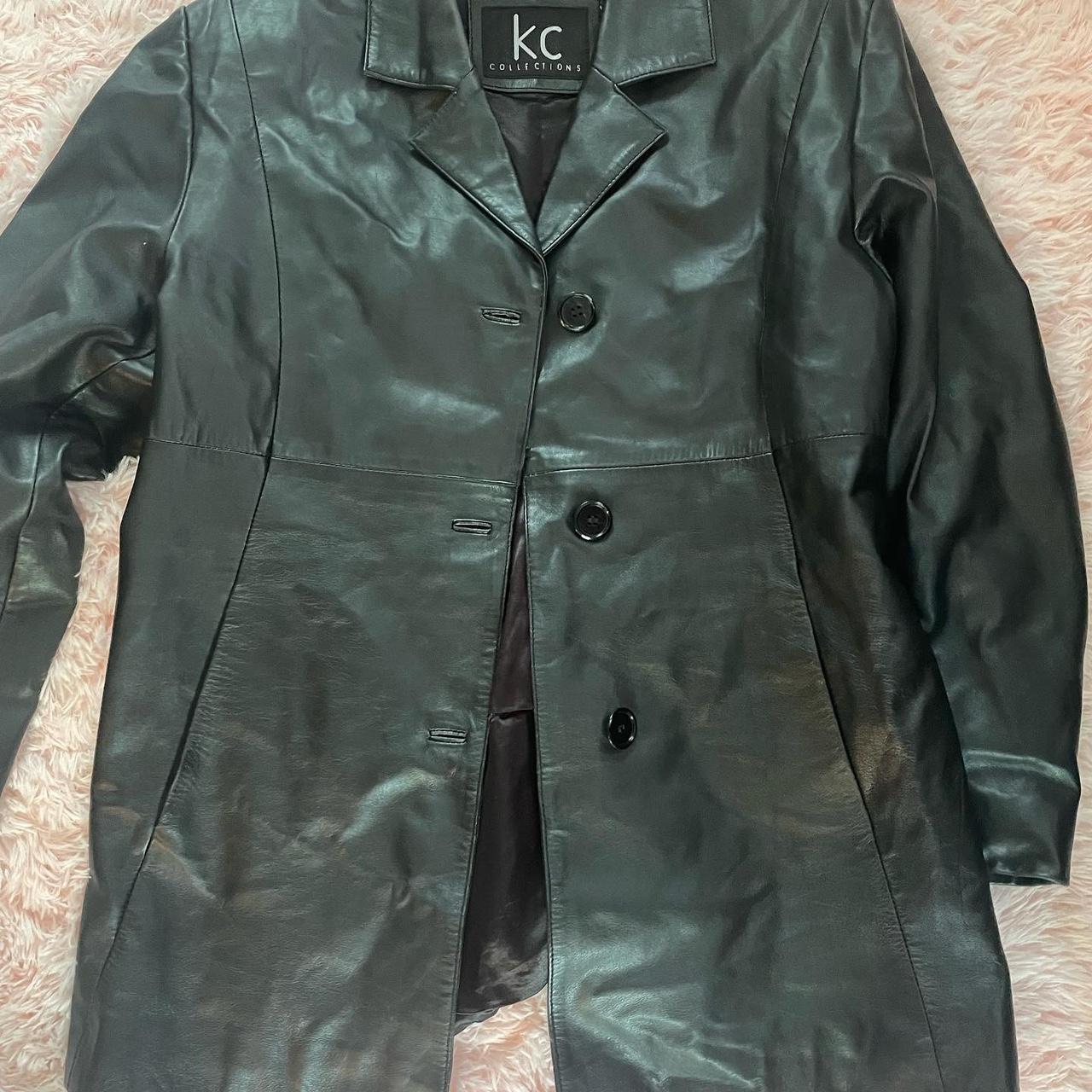 the most gorgeous and flattering leather jacket... - Depop