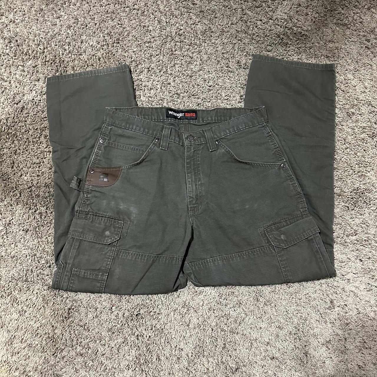 WRANGLER RIGGS CARGO PANTS sick pants with a. little... - Depop