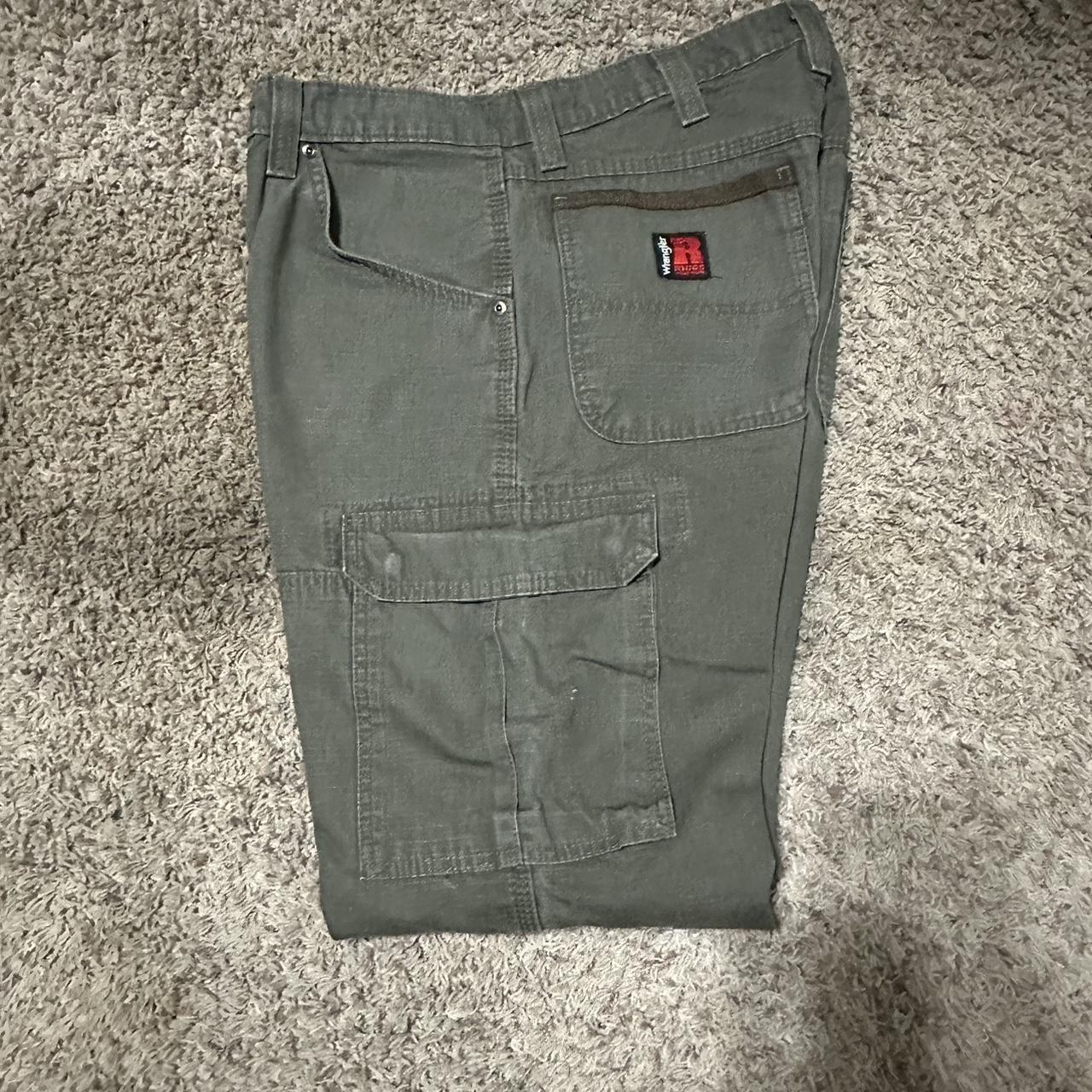 WRANGLER RIGGS CARGO PANTS sick pants with a. little... - Depop