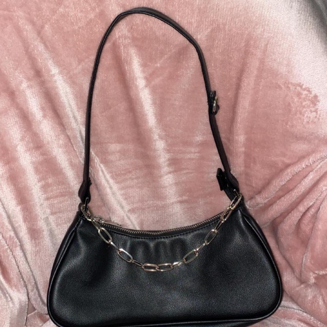 Wild Fable Women's Black and Silver Bag | Depop