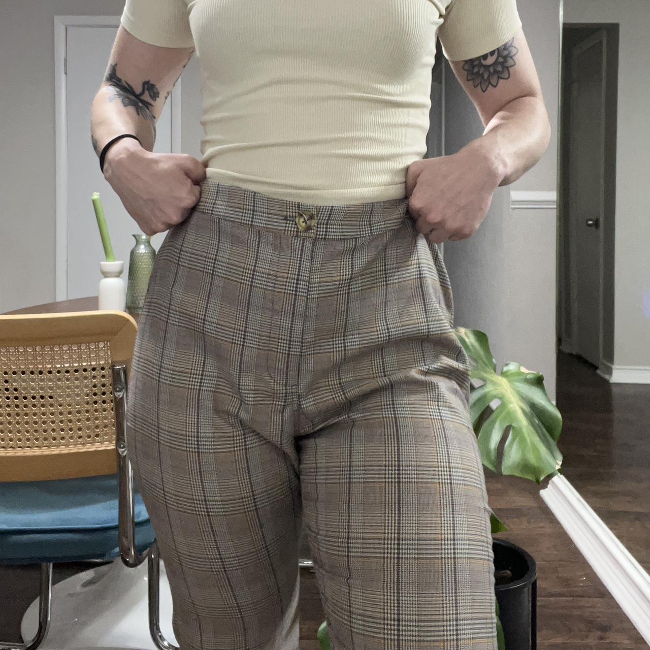 Plaid Pants Target Ankle cut Size: Medium (fits... - Depop