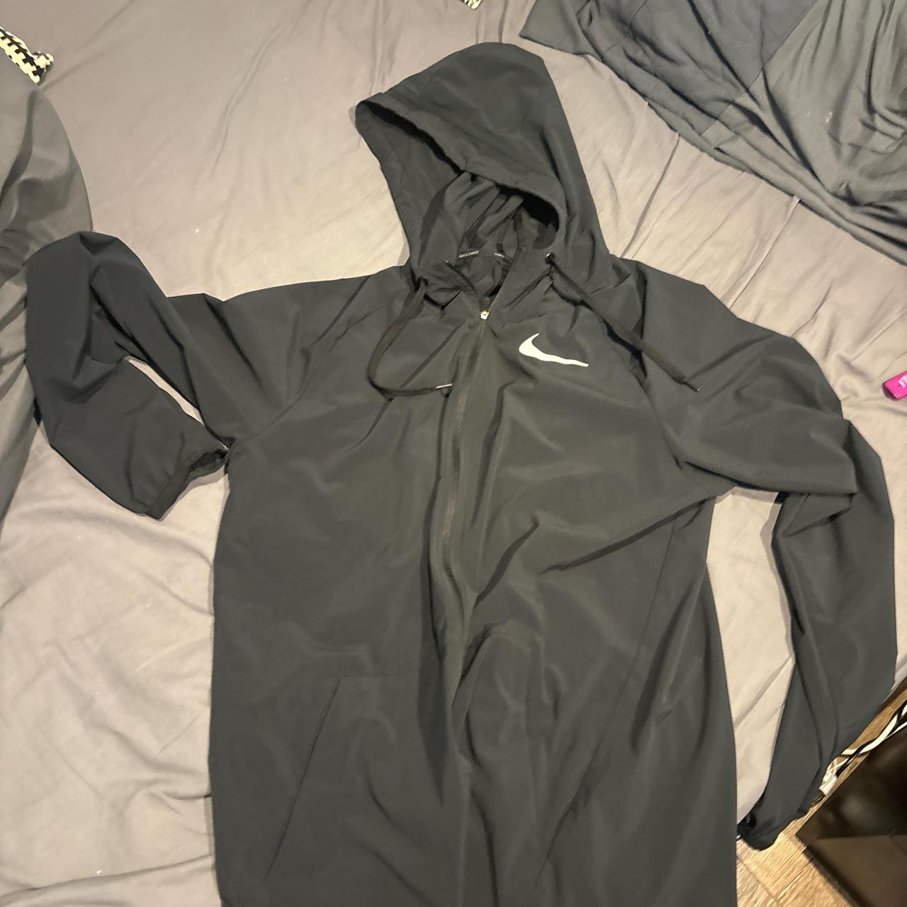 Nike pro jacket medium basically brand new - Depop