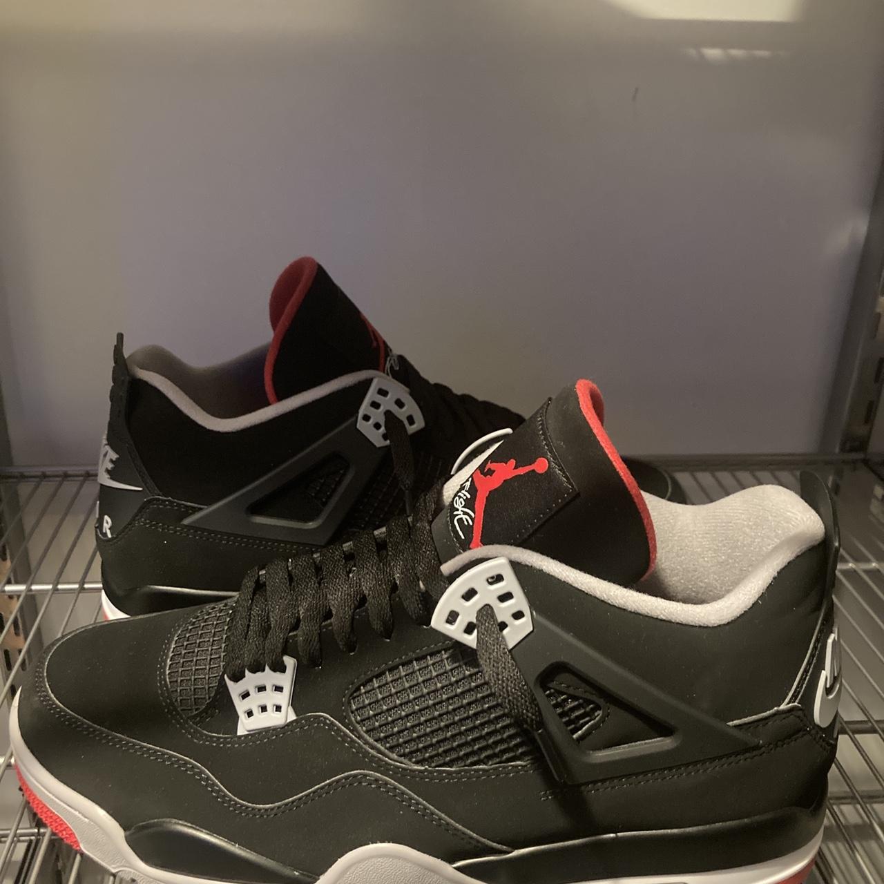 Lightly used no box Authentic. Reasonable offers... - Depop