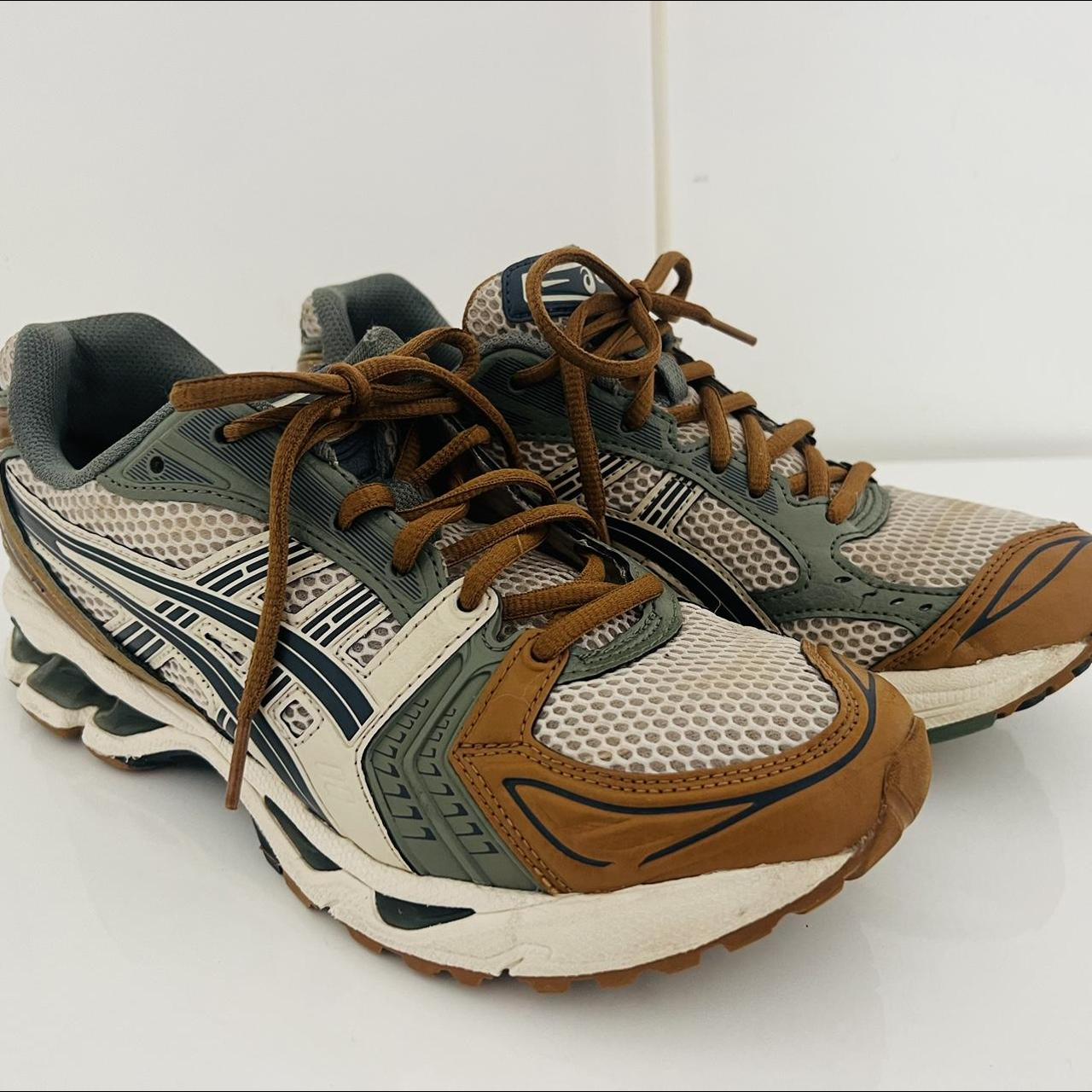 ASICS Women's Brown and Green Trainers | Depop