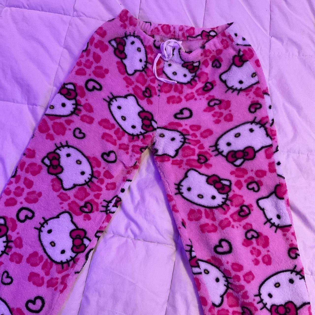 Cute and comfy hello kitty leopard print pajama... - Depop