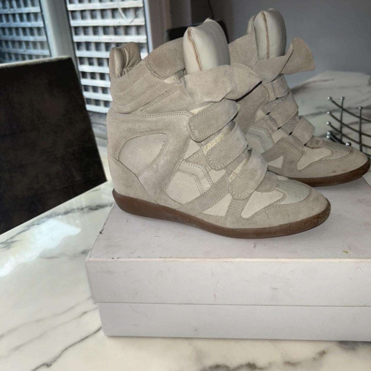 Isabella marant boots Been worn but still in good... - Depop